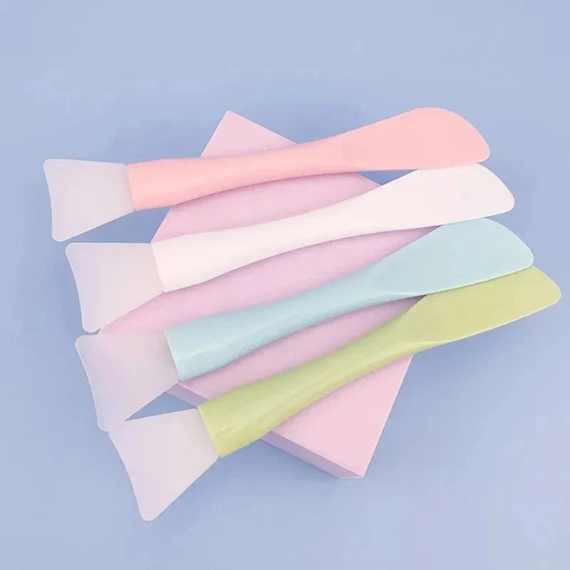 Silicone Mask Applicator Brush – Roseva Beauty
